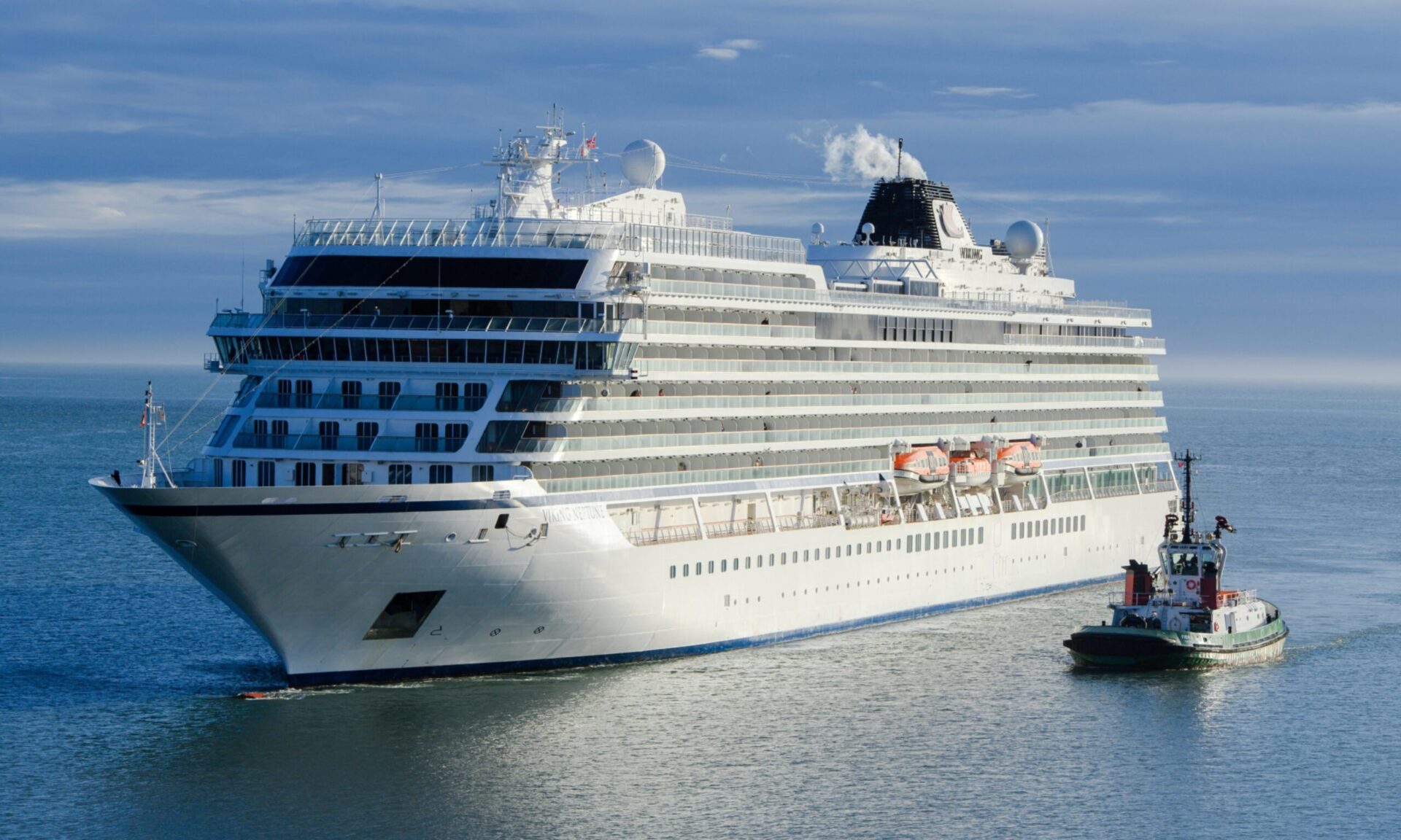 First cruise ship of season docks in Aberdeen for 2026