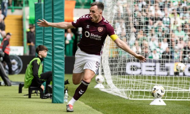 Former Aberdeen striker Lawrence Shankland set to join Rangers