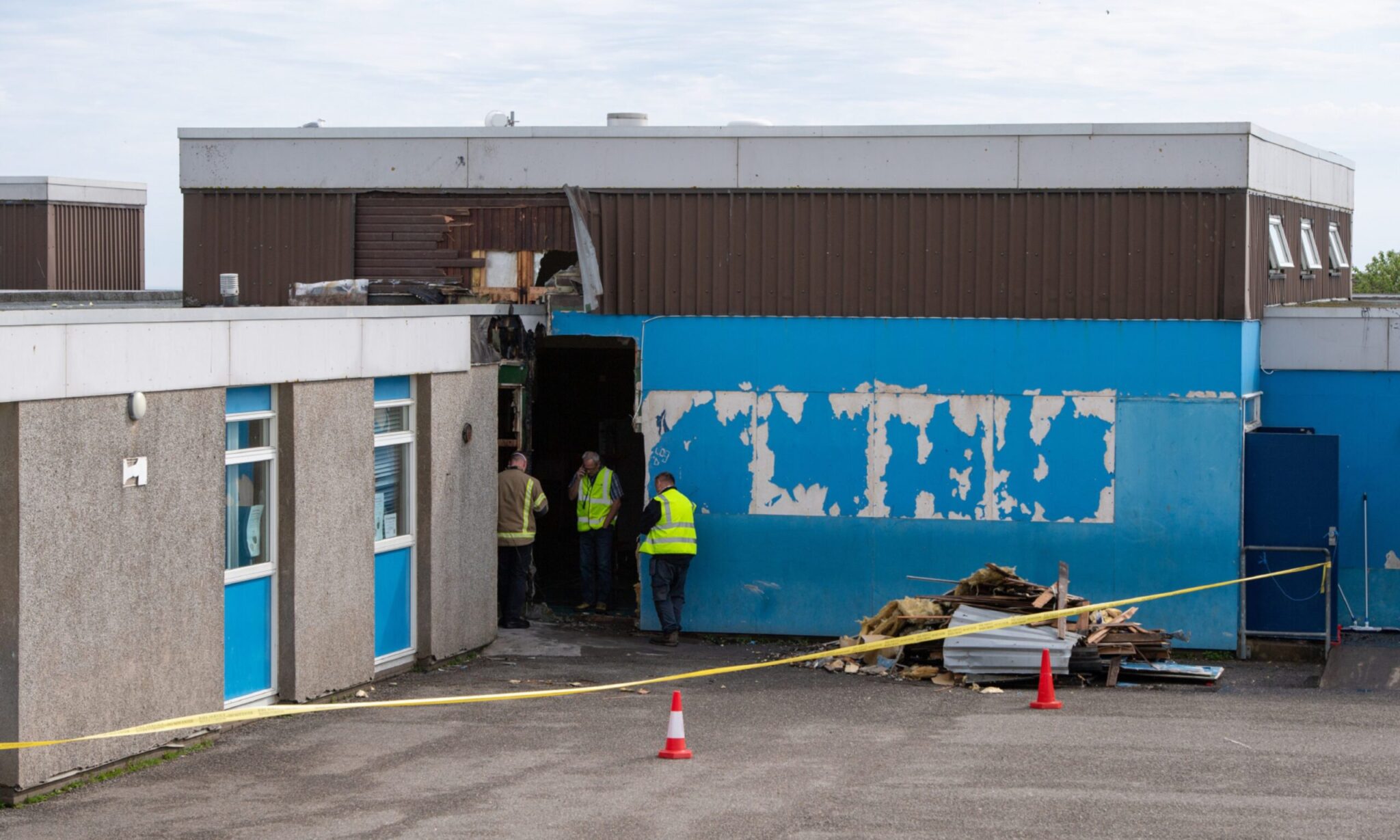 Dales Park School fire 'deliberate' as school closed for the week
