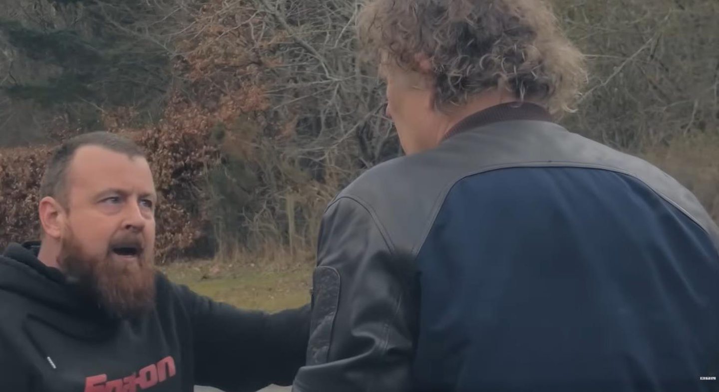 WATCH: Man blocks Highland road and confronts journalist