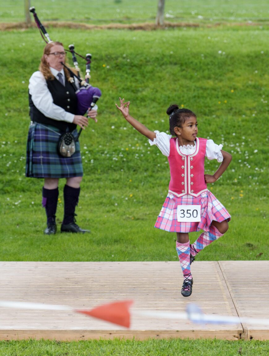 Cornhill Highland Games attract crowds in Aberdeenshire