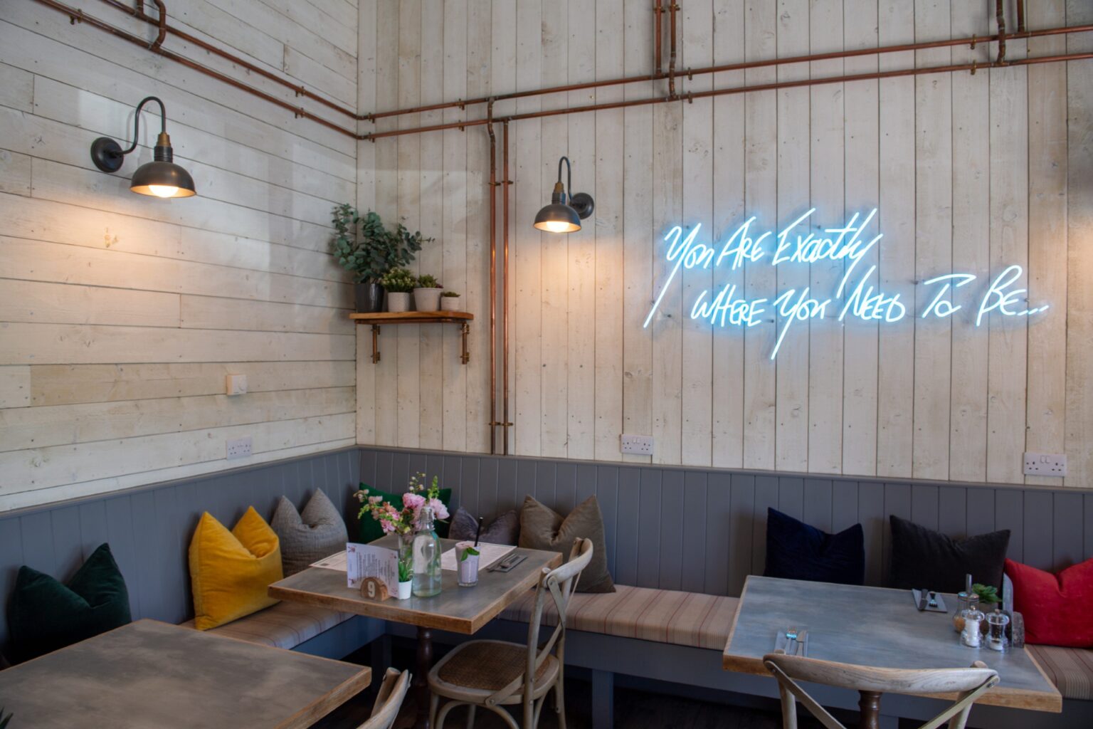 What's the new menu like at Barra Farm Shop and Kitchen?