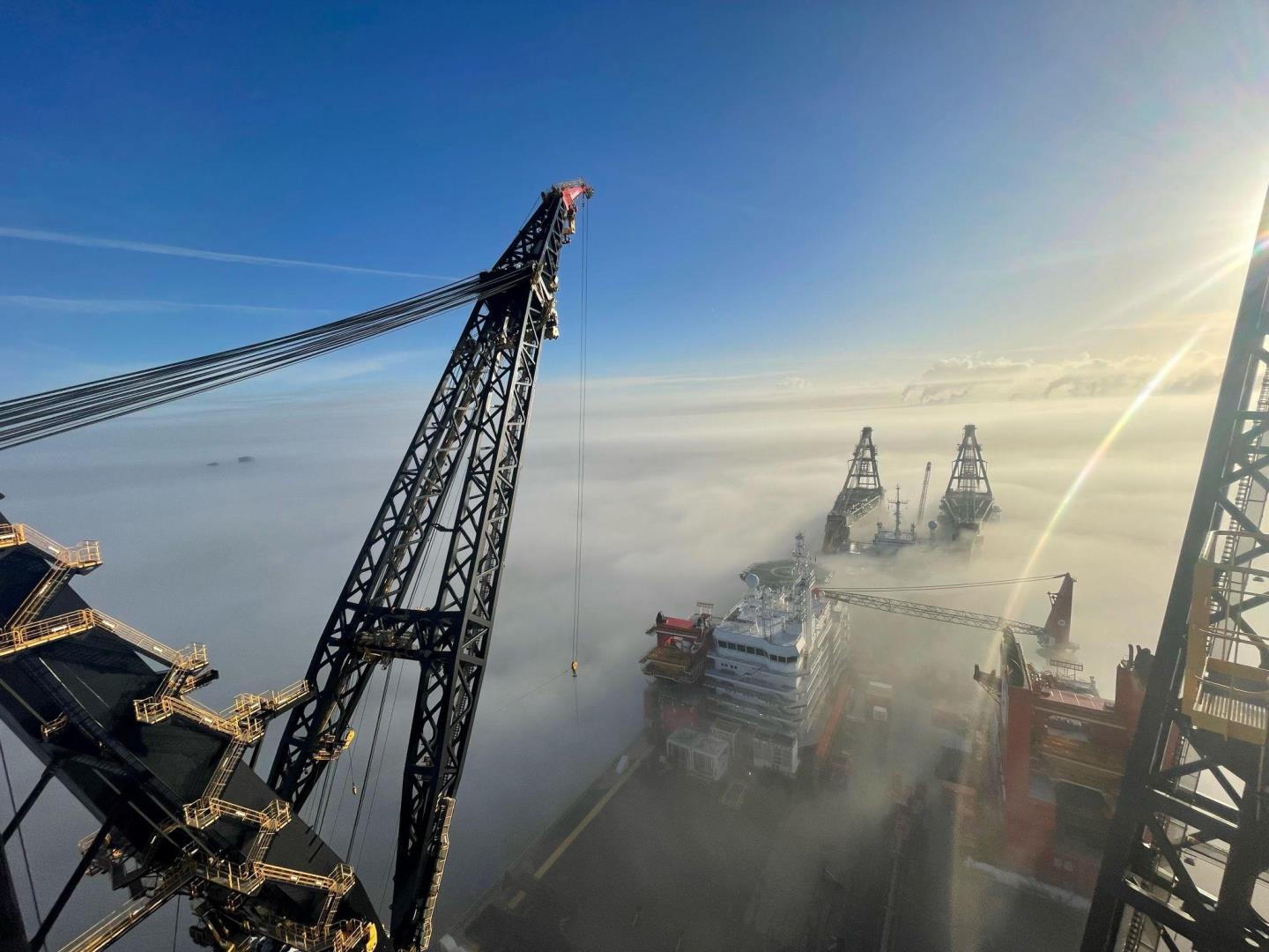On cloud nine - Heerema shares striking photos of Sleipnir and Thialf