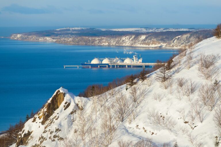 Russia will replace Sakhalin-2 LNG operator with new company - News for ...