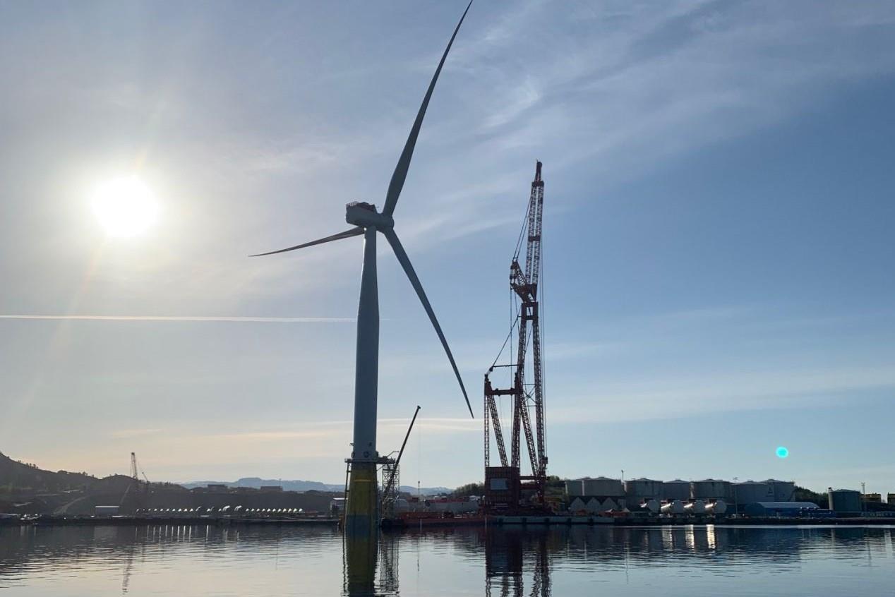 First turbine assembled for Equinor’s Hywind Tampen project