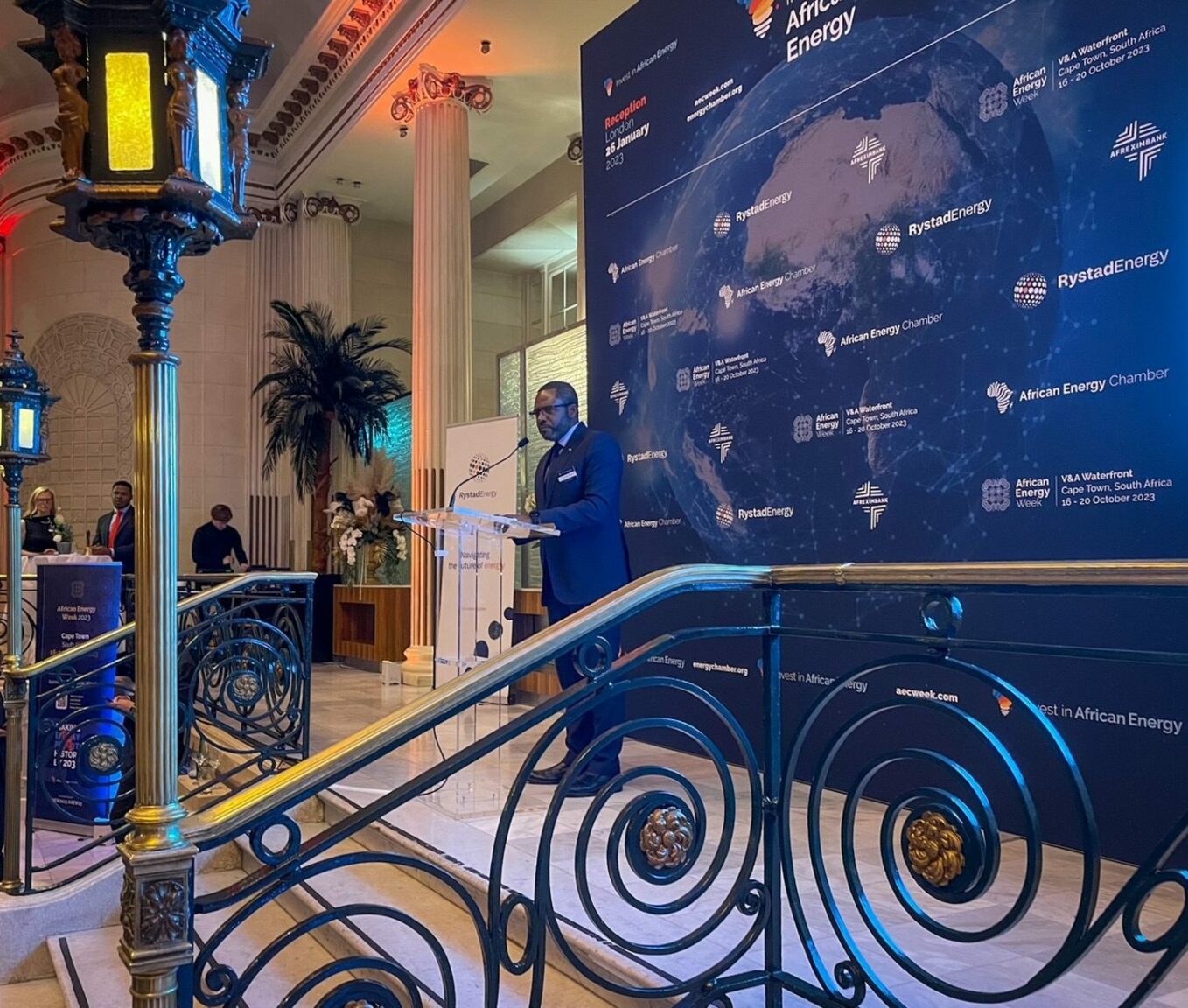 Equatorial Guinea sets out Zafiro, gas hub plans