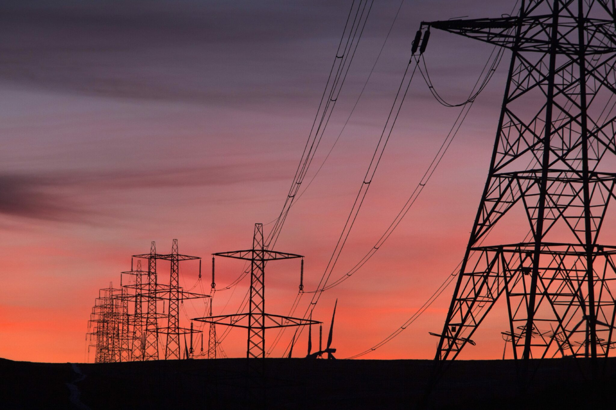 Plans for homes close to new pylons to be offered £1,000 off bills