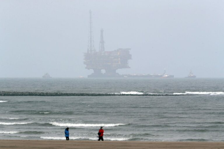 Decommissioning: Oil and gas removals clash with offshore wind