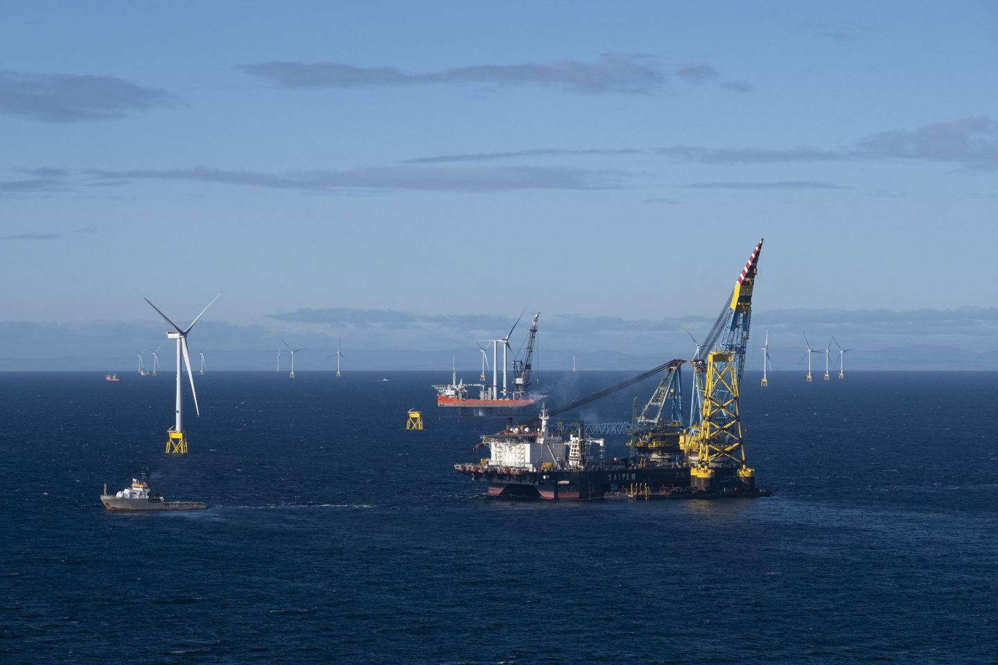 UK told it must ‘double down’ on offshore wind as pipeline nears 100GW