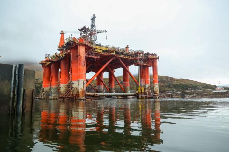 WATCH: Oil rig explodes on the shores of Kishorn