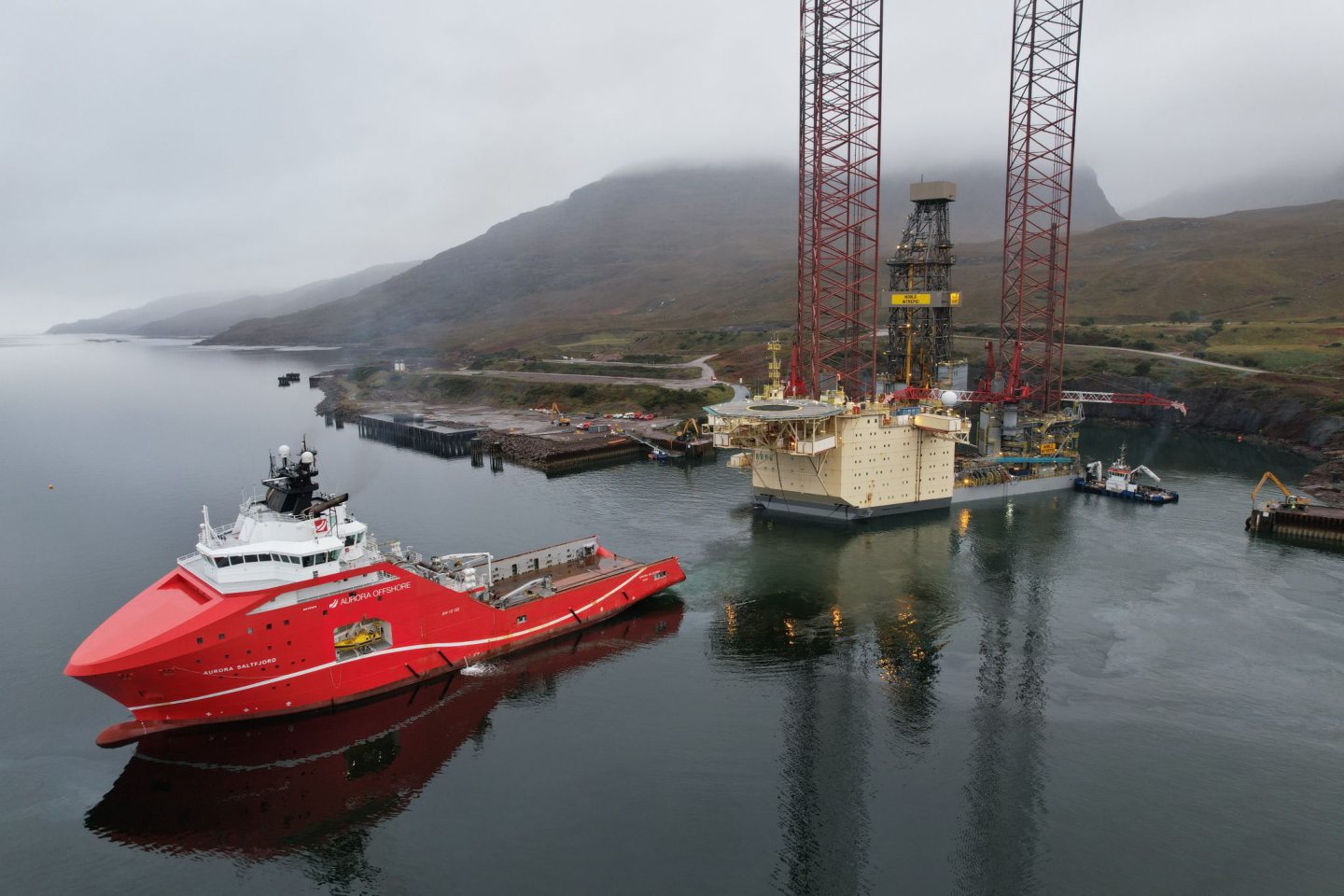 Noble Intrepid leaves Kishorn for Aberdeen