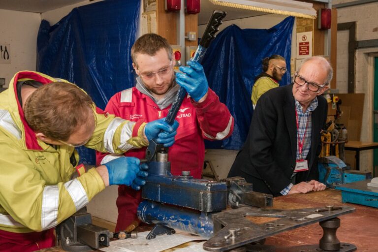 Oil and gas workforce to shrink by more than 2,000 jobs by 2030