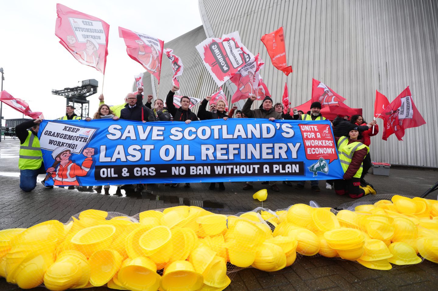 ExxonMobil warns carbon pricing putting UK refineries in danger