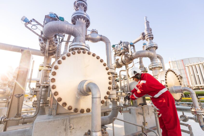 LNG boom masks slowing oil and gas consumption, IEA says