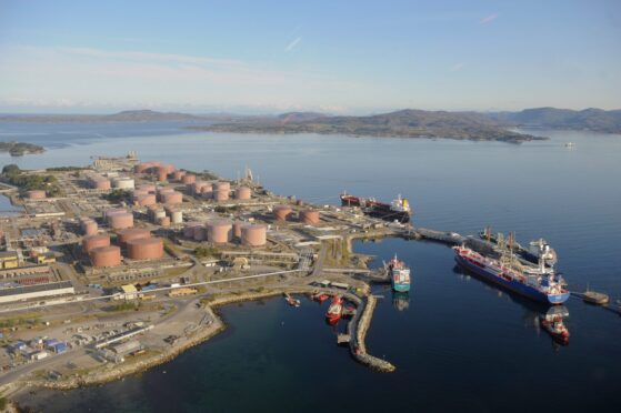 Equinor reports improved safety despite Mongstad death