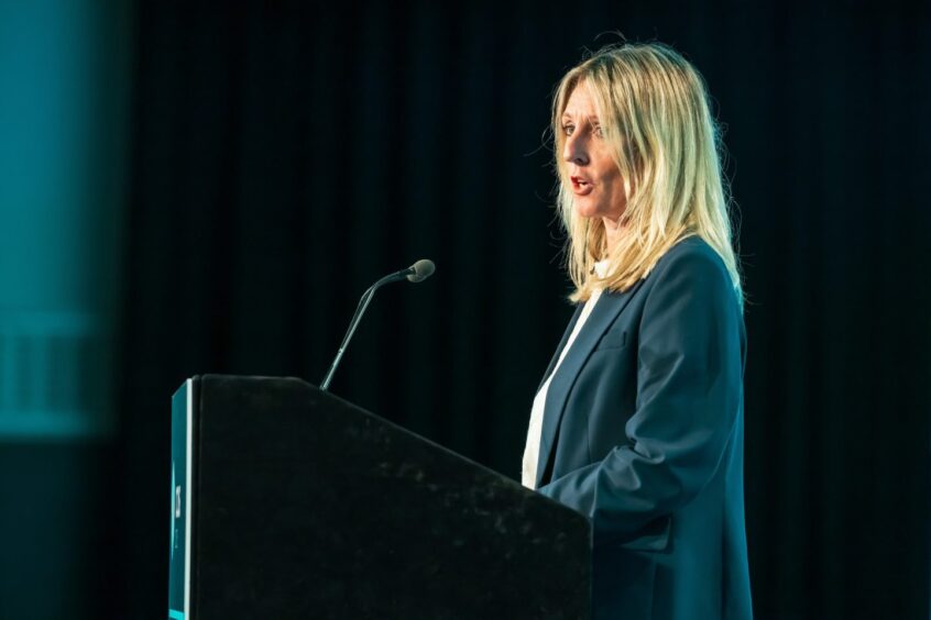 Industry bodies warn Miliband on decarbonisation delay