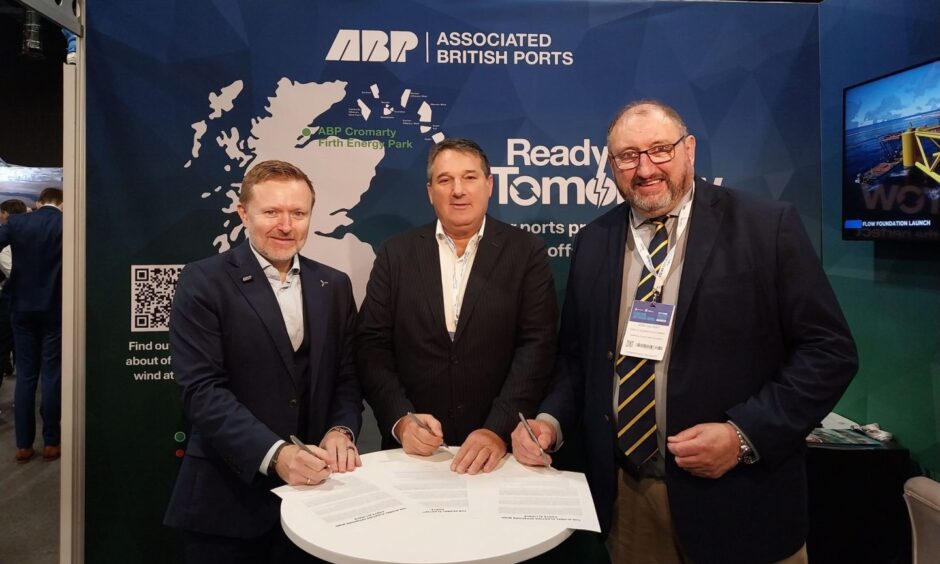 Ports giant ABP forges international floating offshore wind alliance