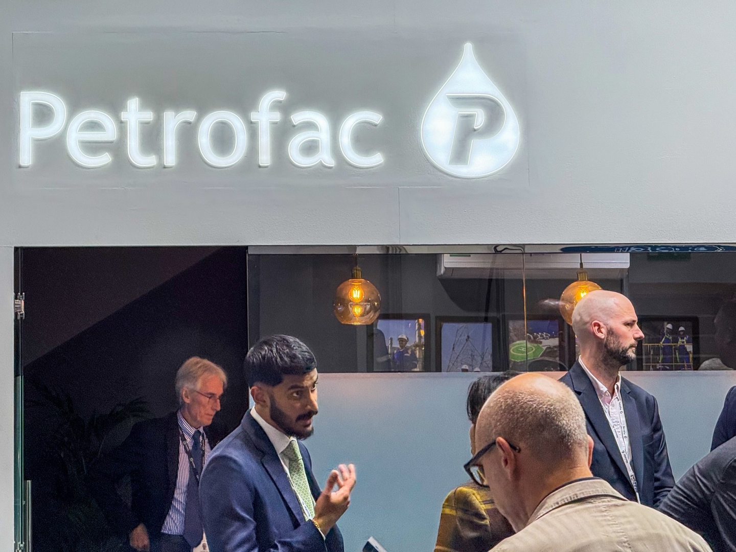 Petrofac creditors approve administration plans