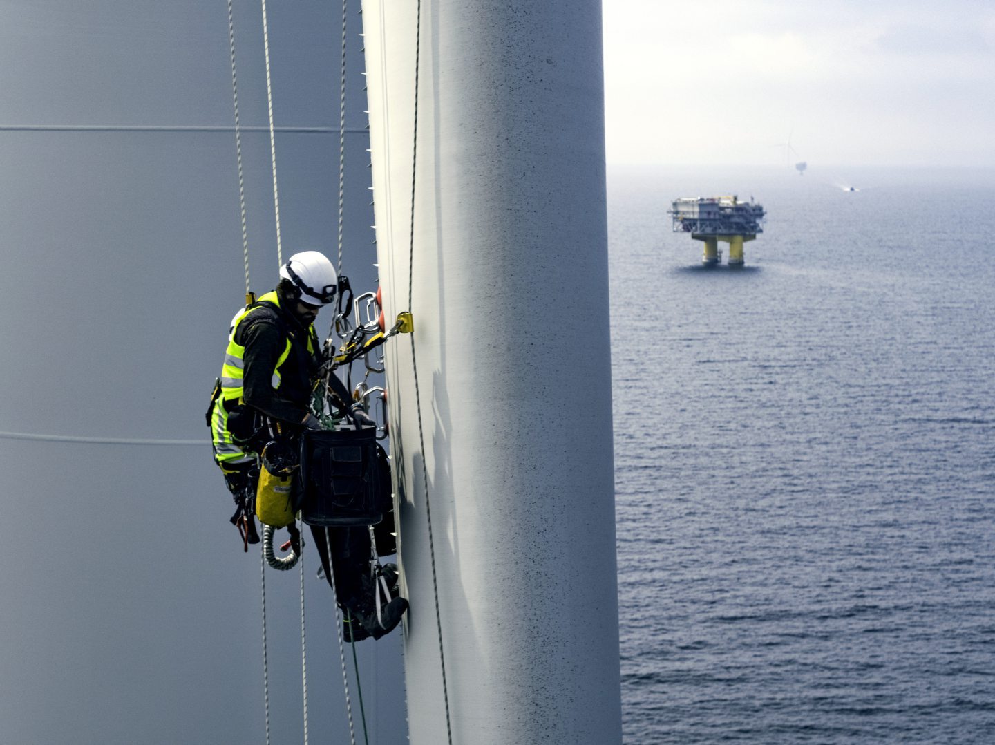 UK tops offshore wind injury list as safety rates improve