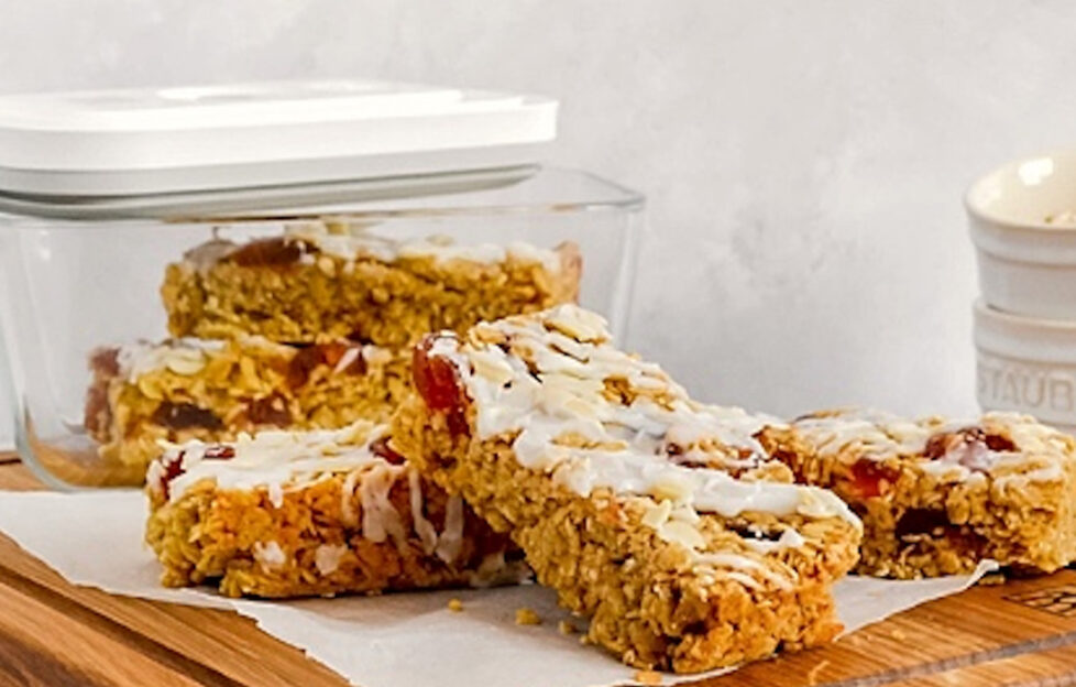 Cherry Bakewell Tray Bake Recipe