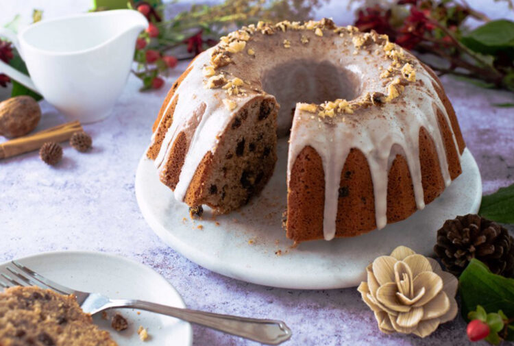 A Delicious Giggle Cake - My Weekly
